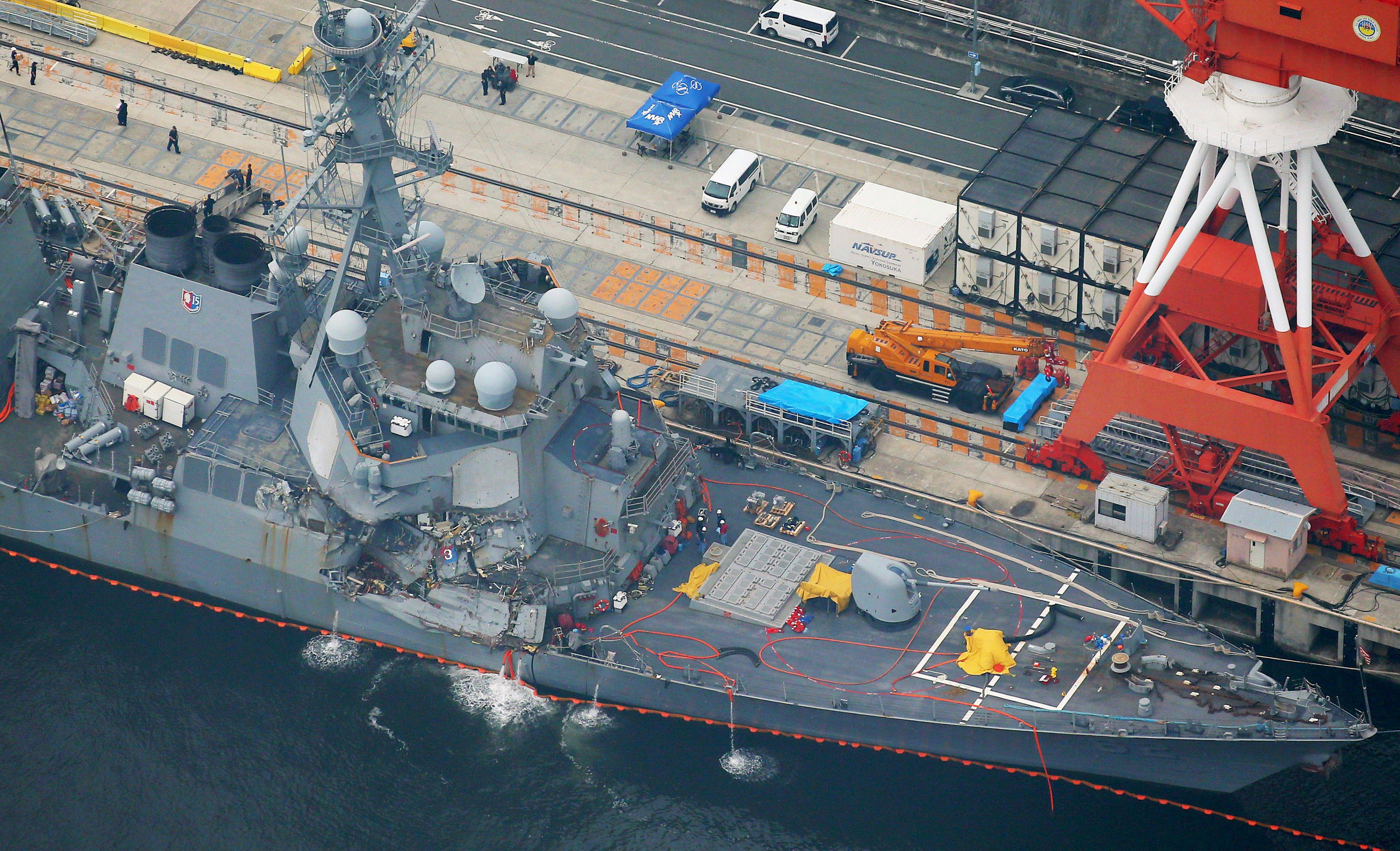 The Arleigh Burke-class guided-missile destroyer USS Fitzgerald | The ...