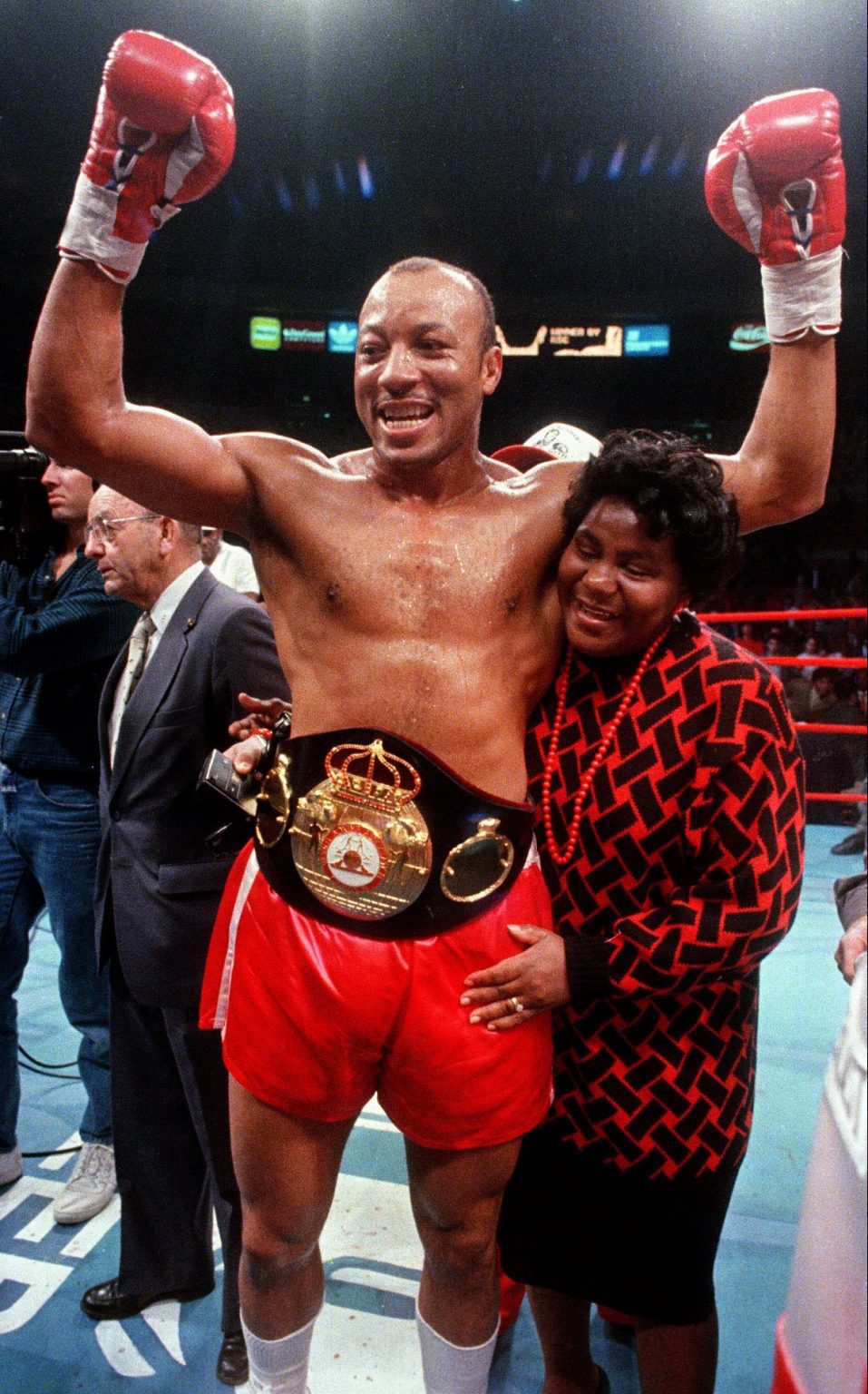 100 in 100: Duplin County’s James Smith, boxing’s Bonecrusher | The ...