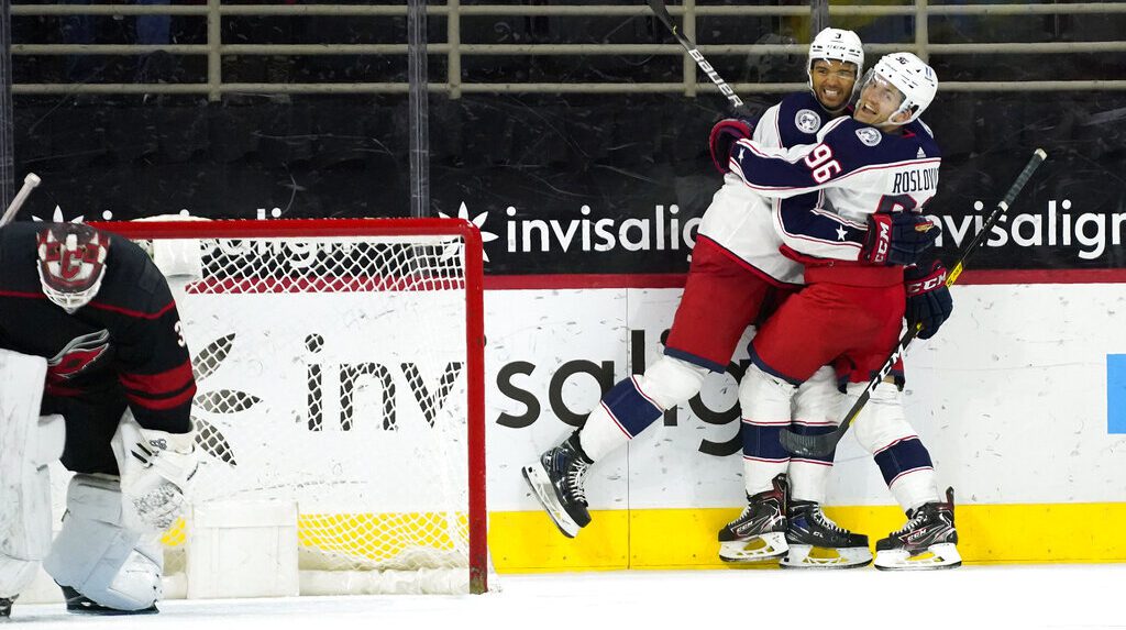 Jones’ 2nd goal sinks Hurricanes in overtime | The North State Journal