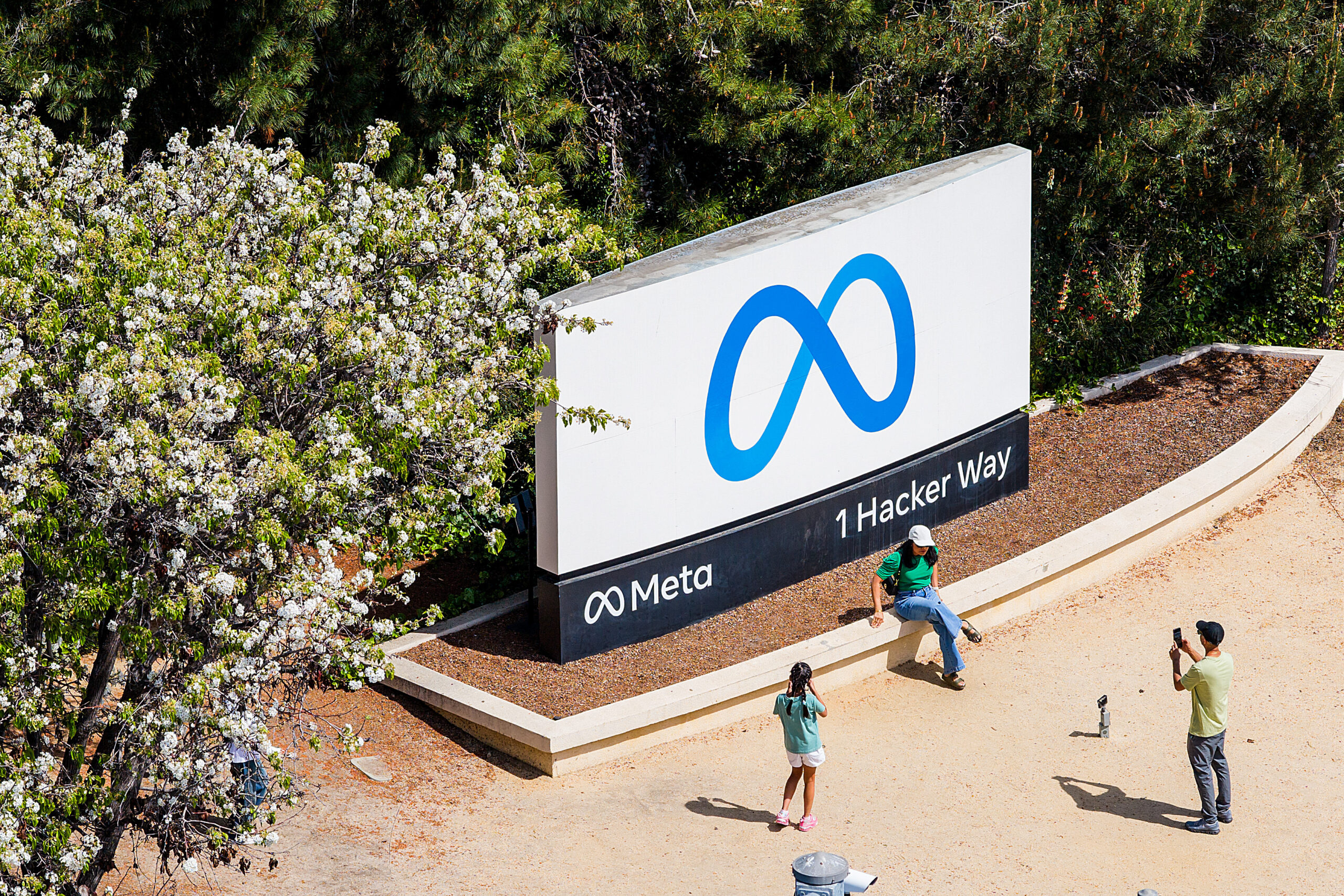 New Mexico seeks child safety restrictions on Meta apps, algorithms ...